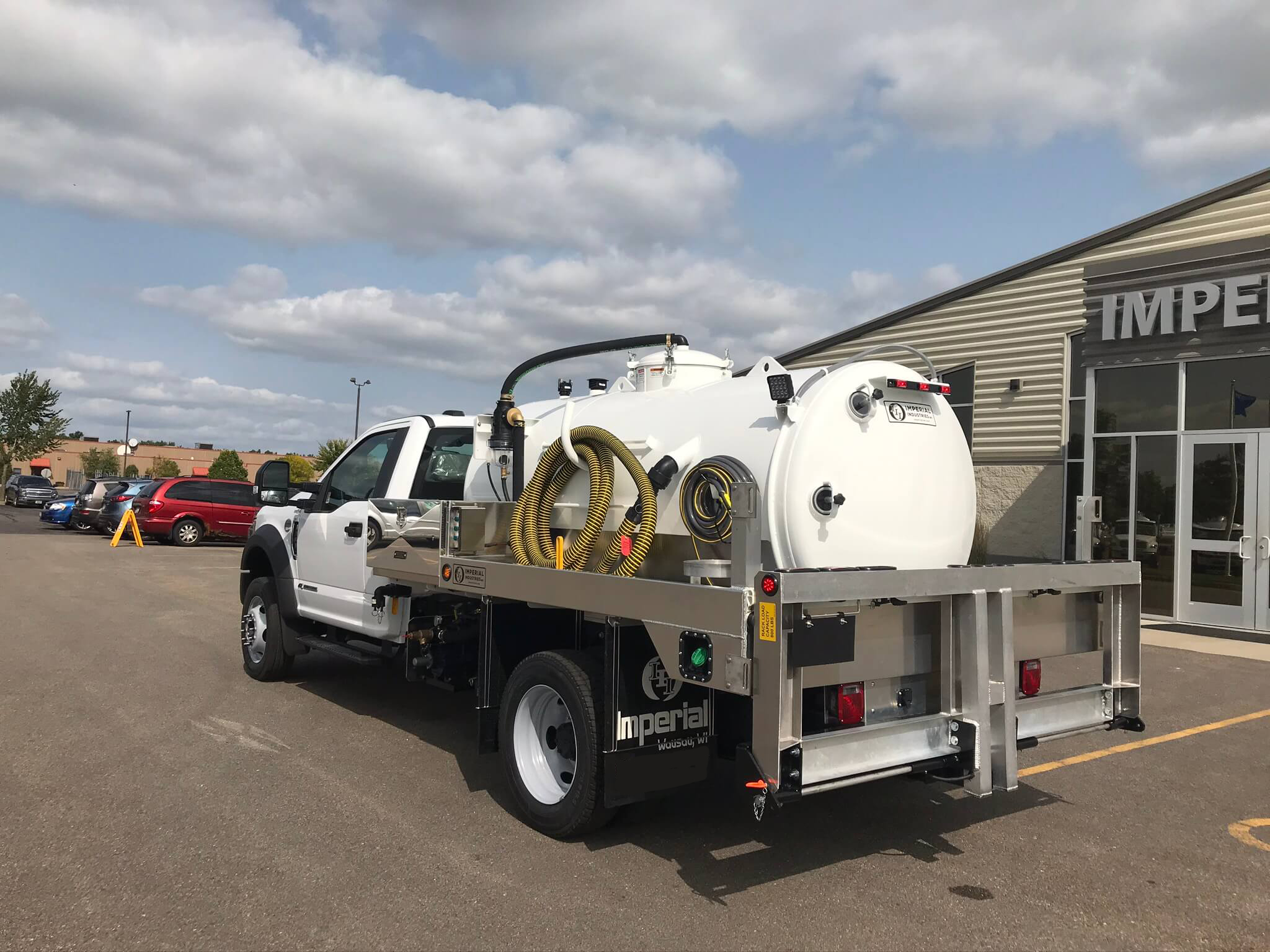 2022 Imperial Industries (980-Gallon) Portable Restroom Truck w/ 4X4 ...