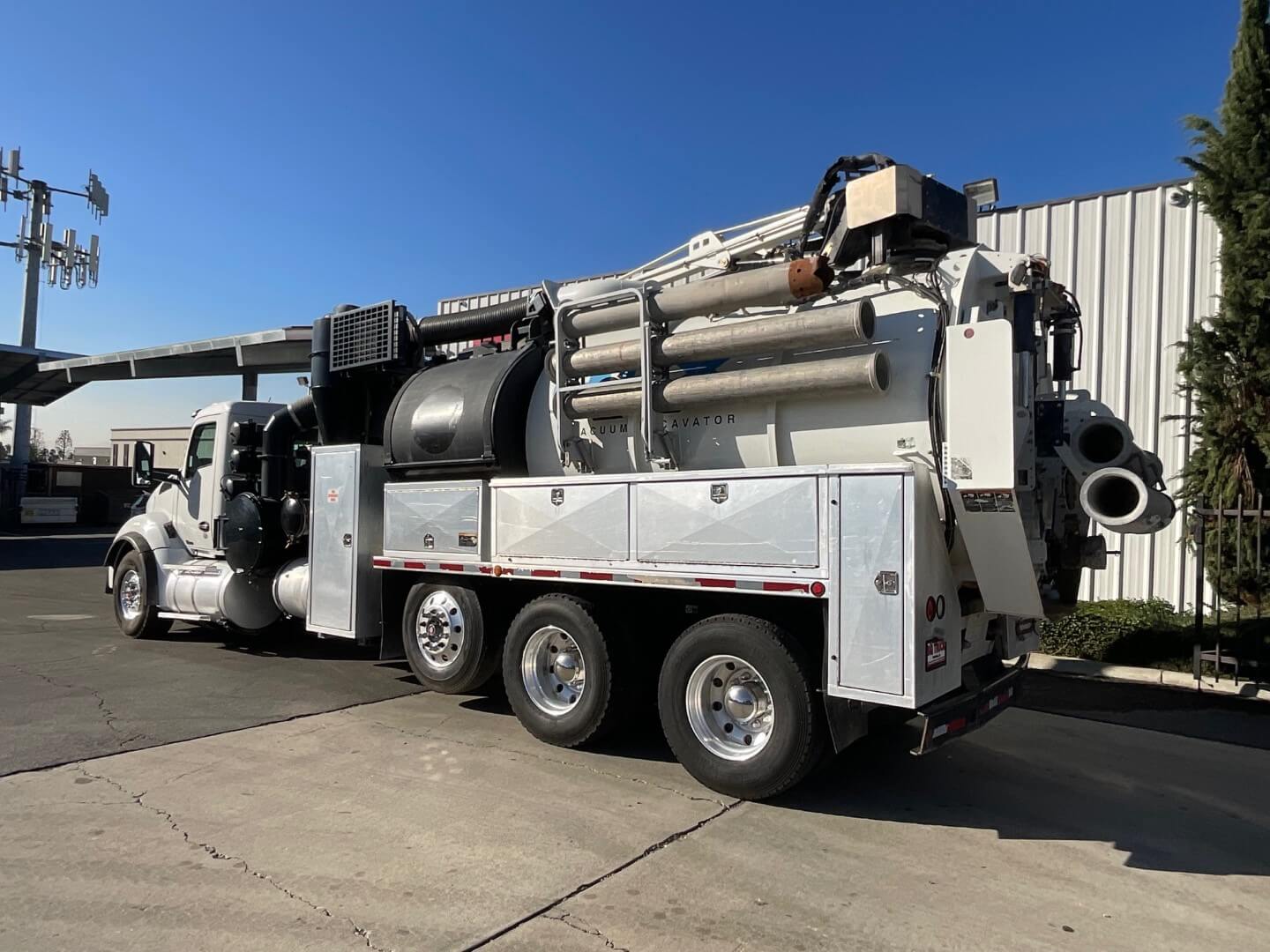 2016 Vactor 2112 HXX PD (12 Yard / 1200) Hydrovac Truck w/ Automatic ...