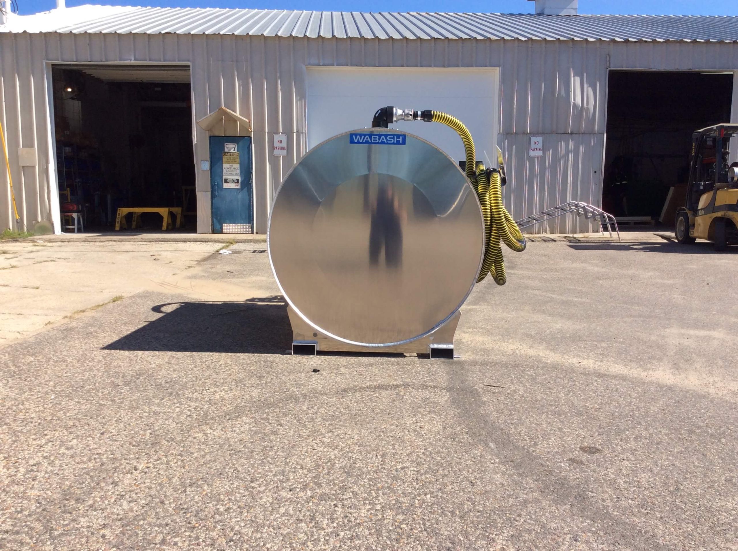 Wabash (300-Gallon / 200 Waste / 100 Water) “Portable Restroom Service ...