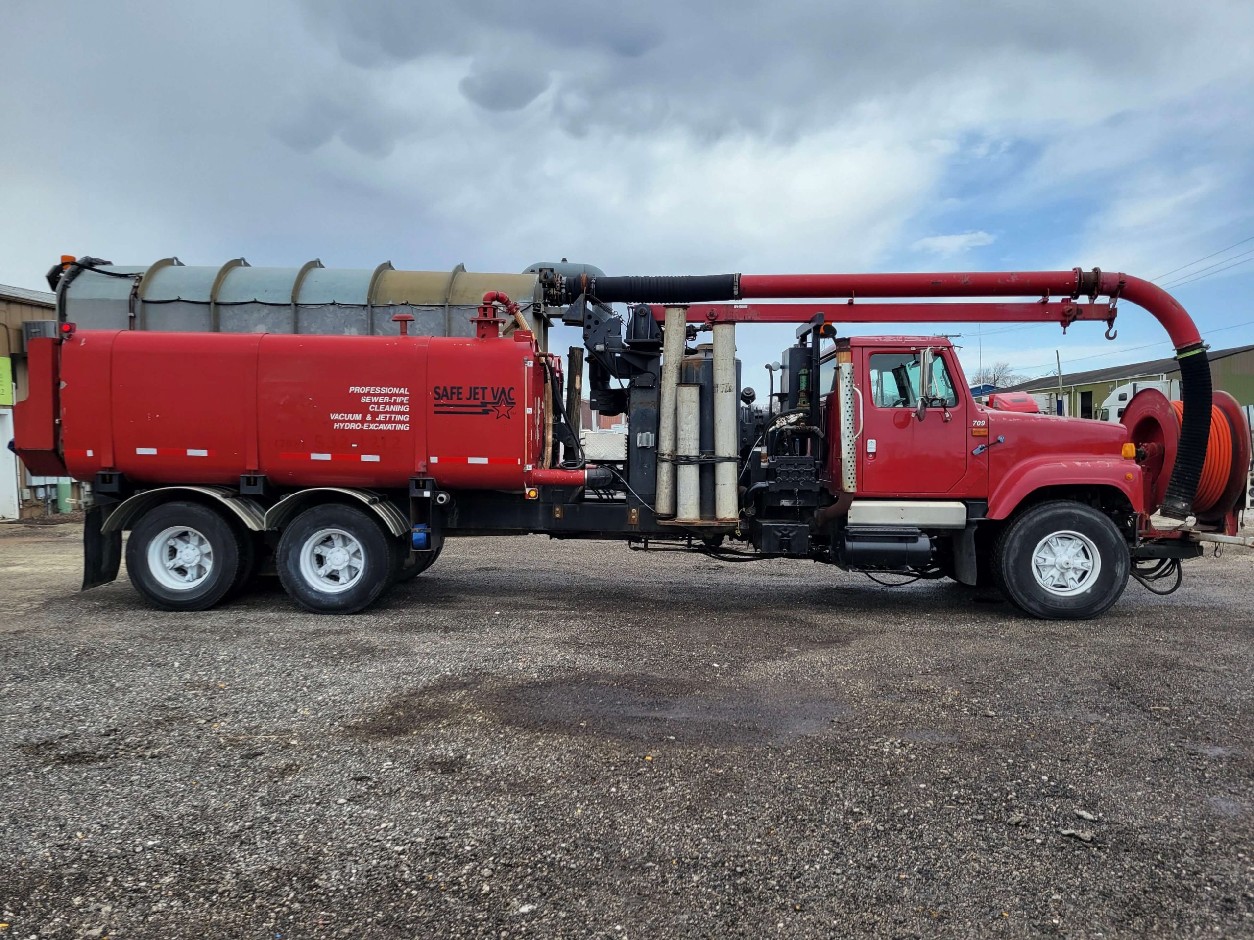 1999 International F-2574 6X4 (12 Yard) Clean Earth Safe Jet Vac Sewer ...